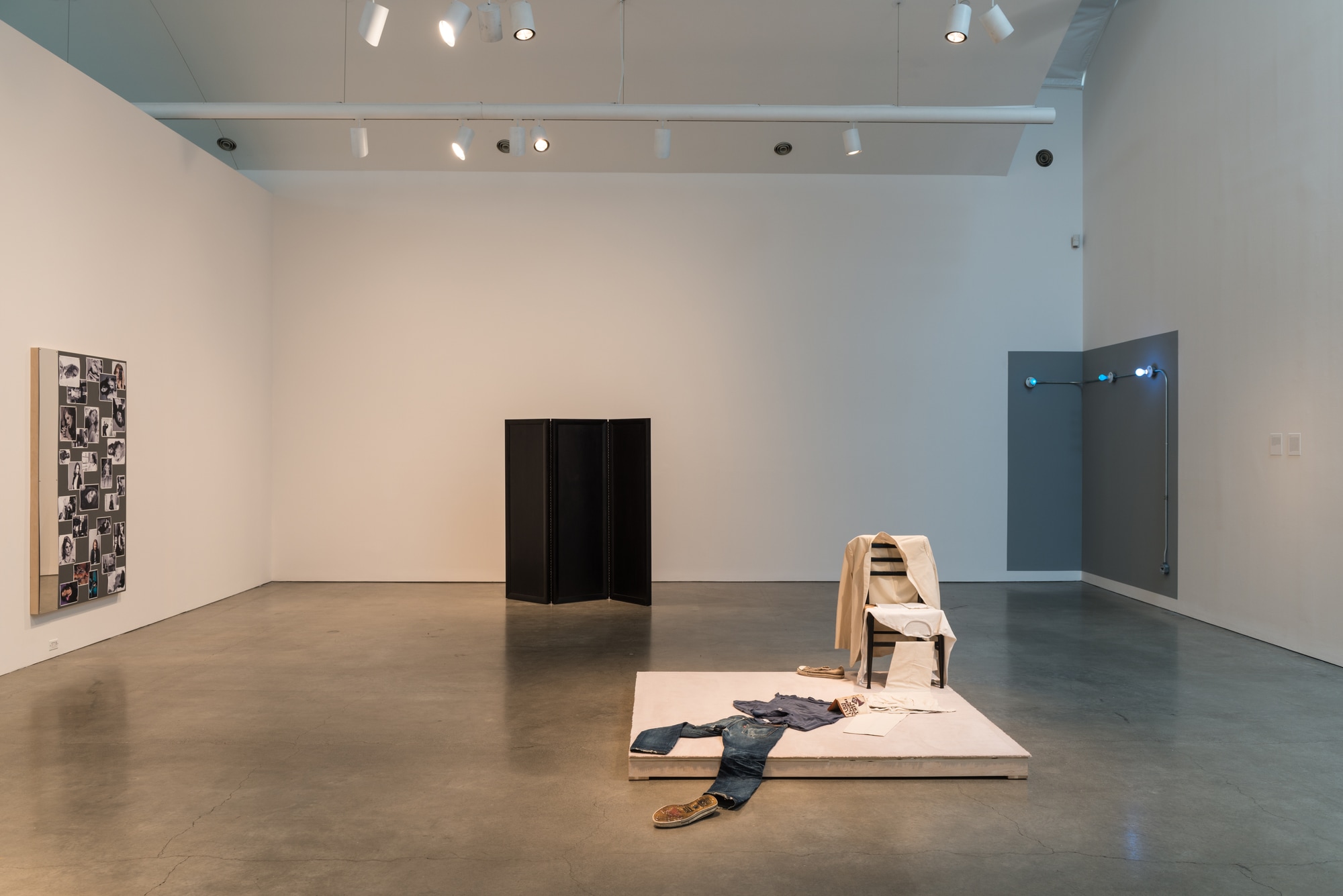 TOM BURR. SCREEN - CCS Bard